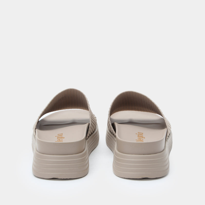 Akimi Beachy Keen Sandal - Alegria Shoes