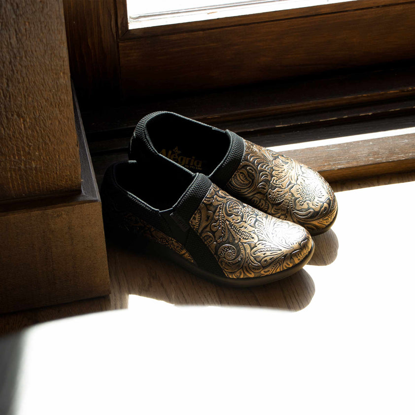 Duette Bronze Swell Shoe - Alegria Shoes