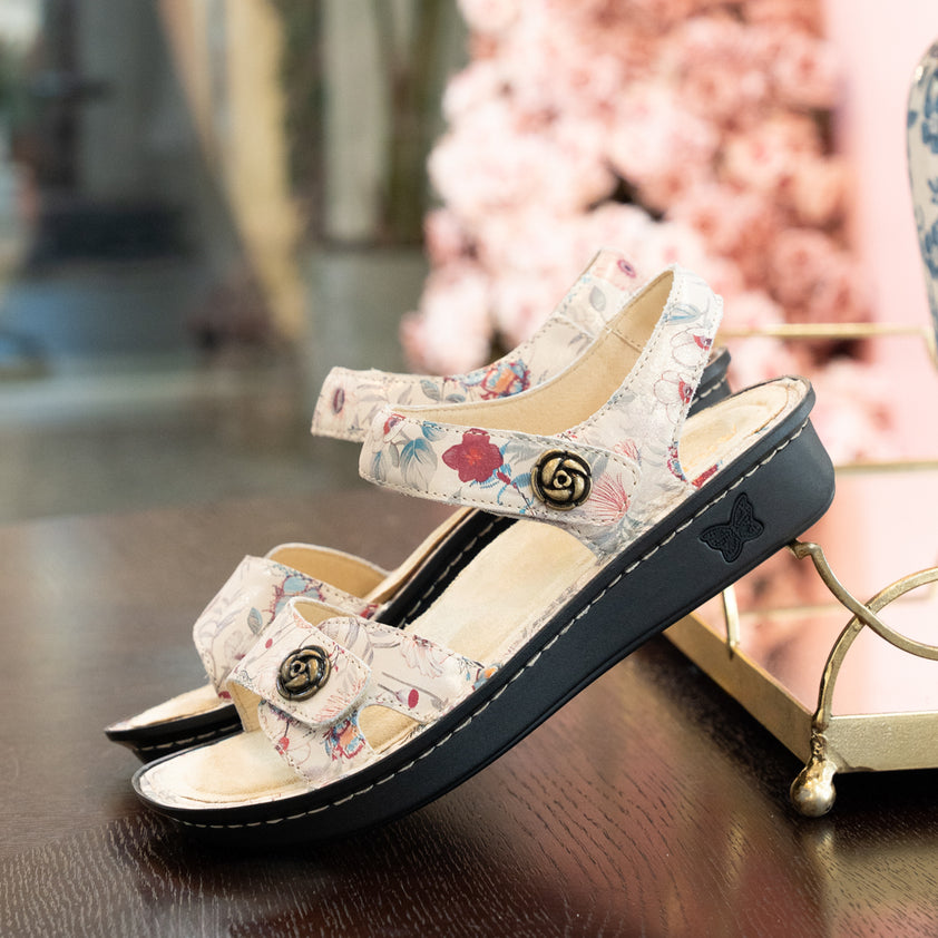 Vienna Ethereal Sandal - Alegria Shoes