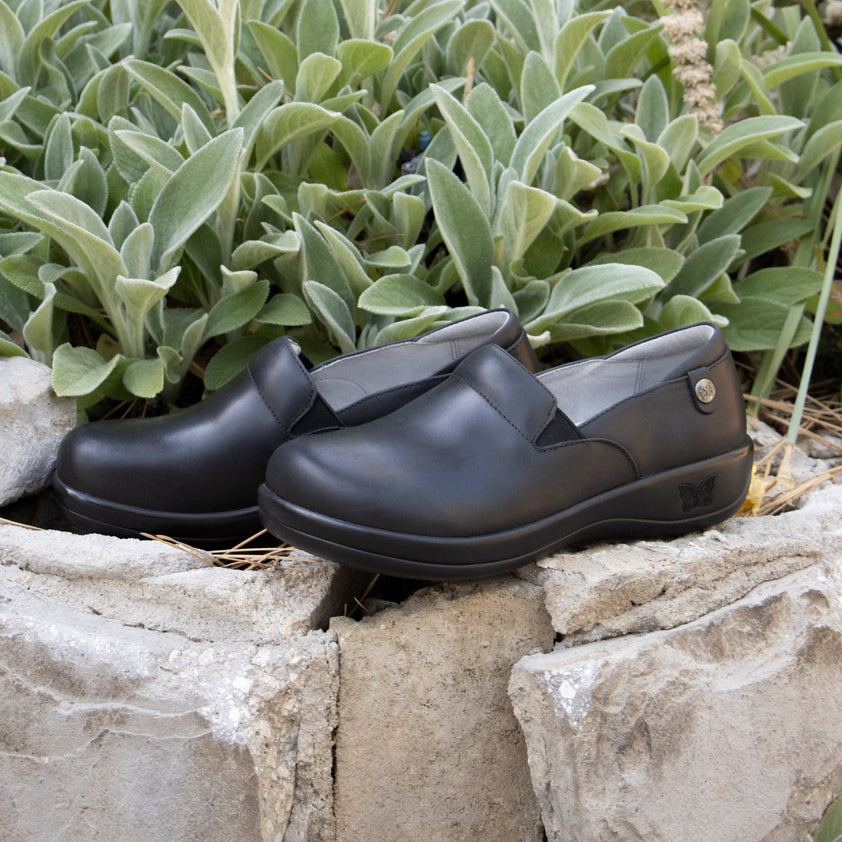 Keli Oiled Black Professional Shoe - Alegria Shoes